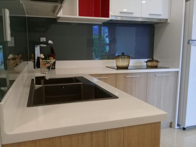 35+ Mẫu mặt đá bếp Solid Surface sang trọng, tinh tế